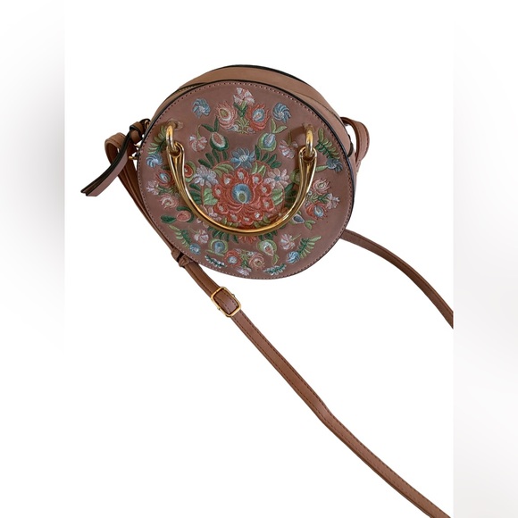 Bags | Vintage Circular Embroidered Shoulder Purse | Poshmark